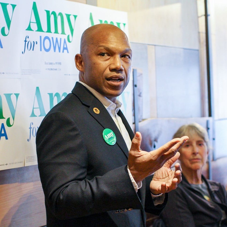 Ross Wilburn (1989BASW, 1993MSW) on "Talk of Iowa" | School of Social ...